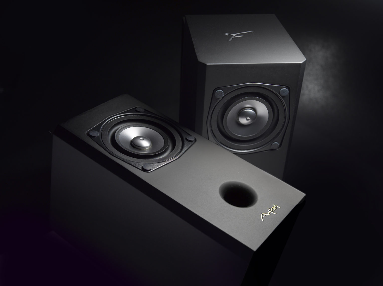 カテゴリーレスなヤツ NC4A-B - ヴィンテージ・スピーカーで「すみっこ遊び」